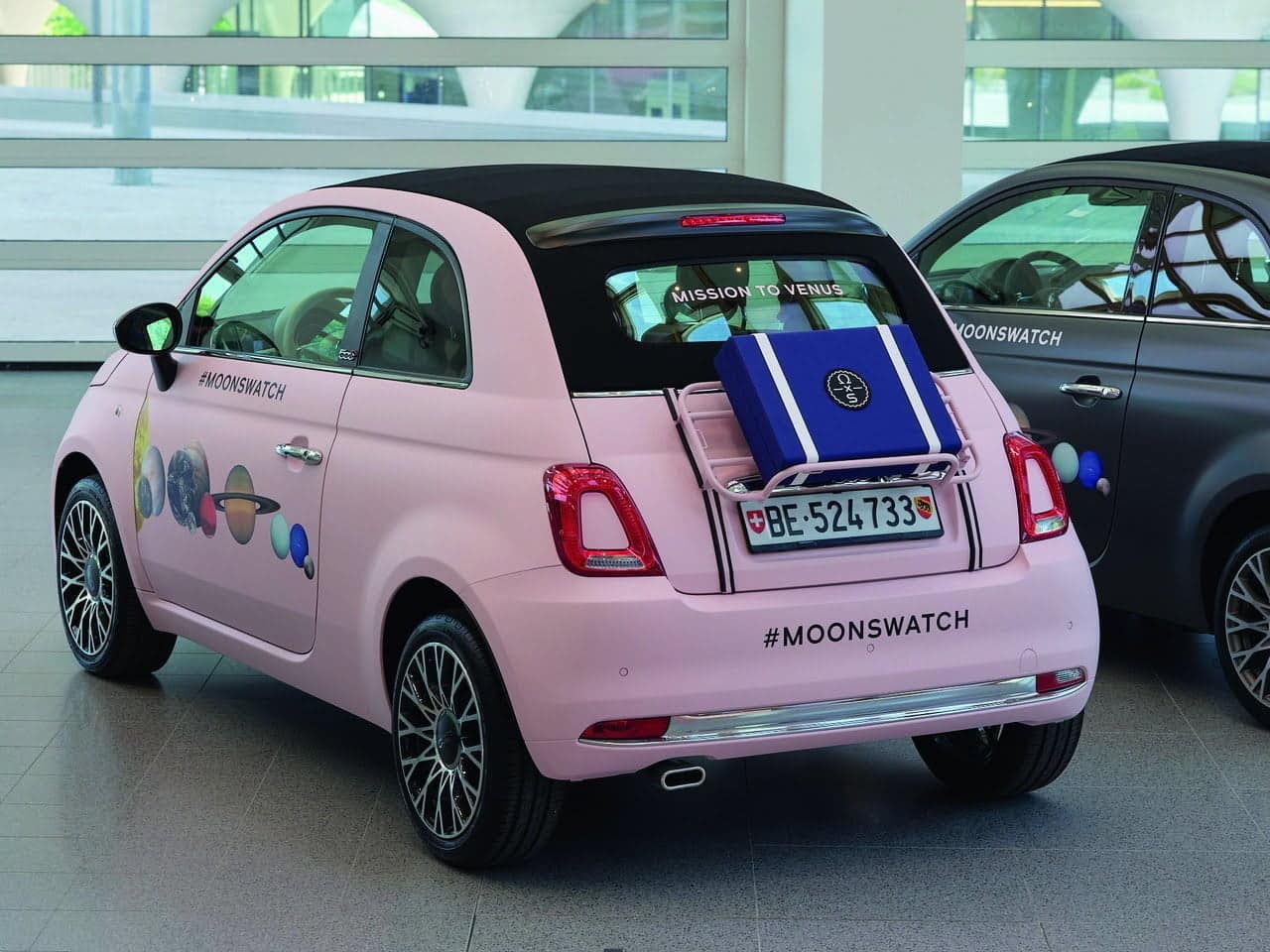 Swatch x Omega Otomobillerinin Yaz Turu - Saatolog.com.tr