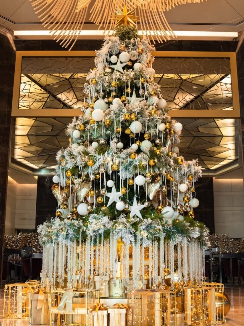 İstanbul'da 2026 Yılbaşı Programları - Saatolog.com.tr